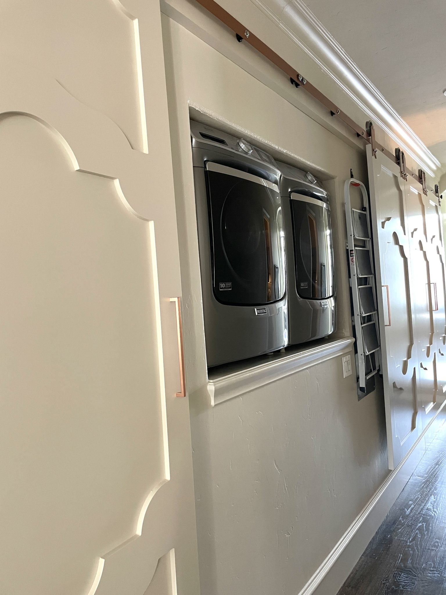 Upstairs Laundry Station - Mix & Match Mama