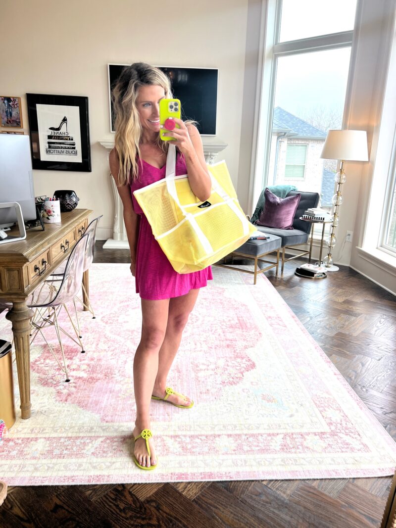 What I'm packing for Spring Break! - Mix & Match Mama