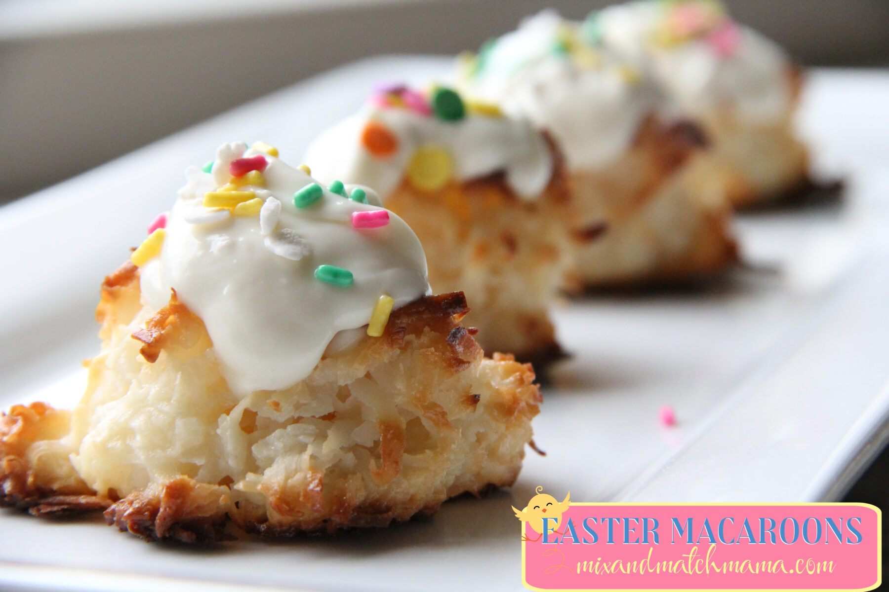 Easter Macaroons - Mix & Match Mama