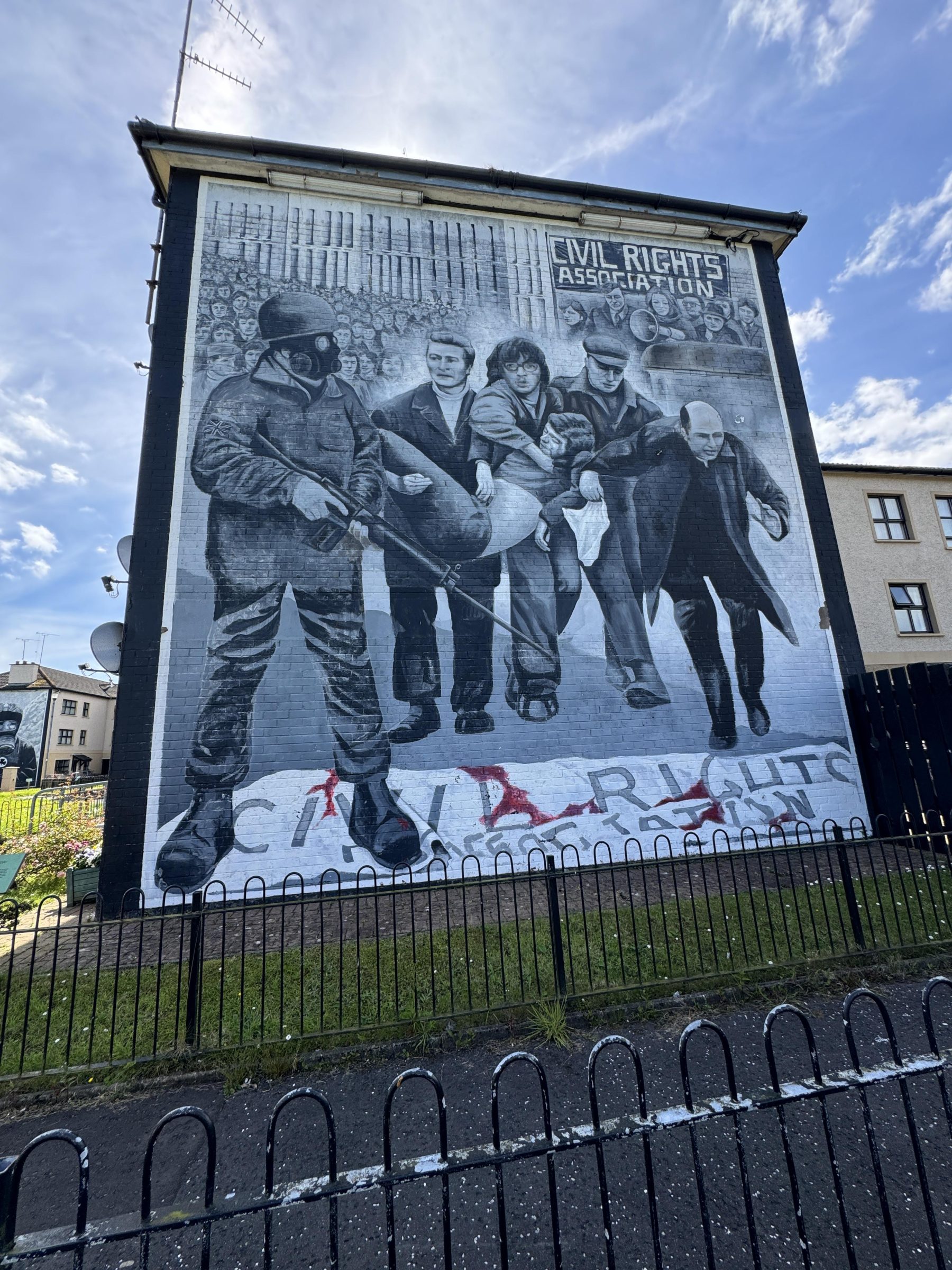 Northern Ireland 2024: Derry PART THREE - Mix & Match Mama